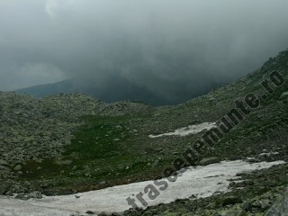 Traseu spre Varful Parangul Mare si Refugiul Agatat, din Petrosani ...
