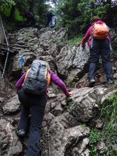 Traseu spre Pietrele Doamnei și Varful Rarau, de la Hotel Rarau. Muntii ...